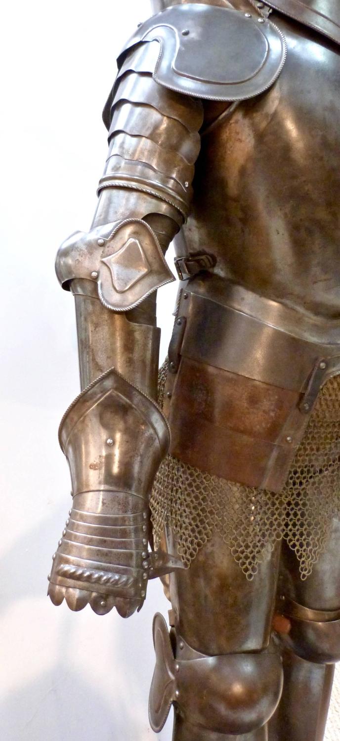 Late 19th Century Full Sized Suit of Armour For Sale at 1stdibs