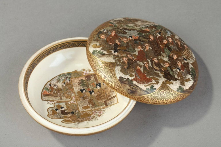 Round Japanese Satsuma Box, Meiji Period at 1stDibs