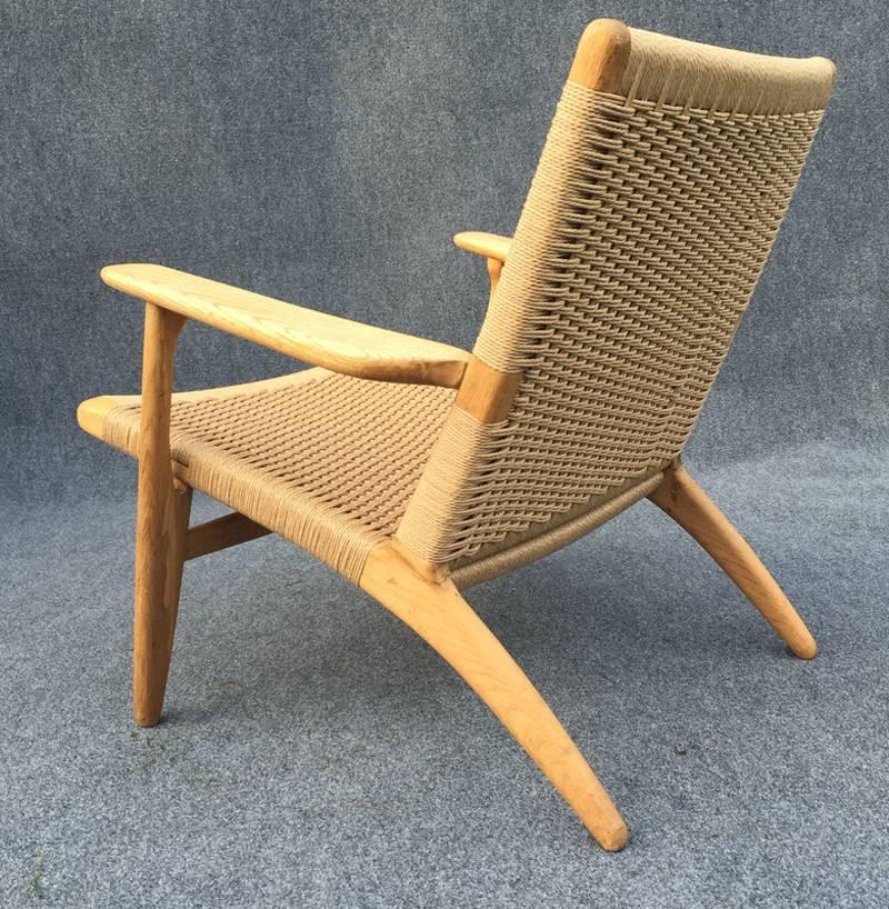Pair of Original Vintage CH25 Chairs by Hans Wegner for Carl Hansen at 1stDibs
