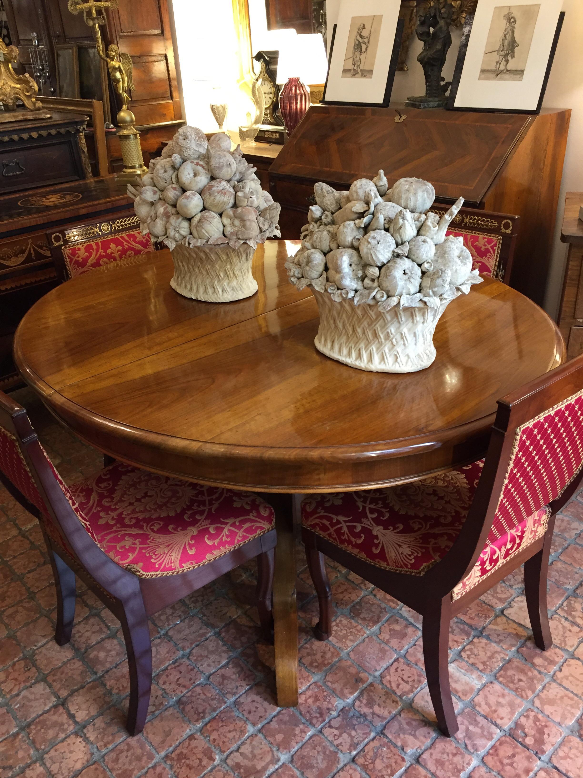 19th Century Italian Dining Room Extanding Oval Table Flamed Warm ...