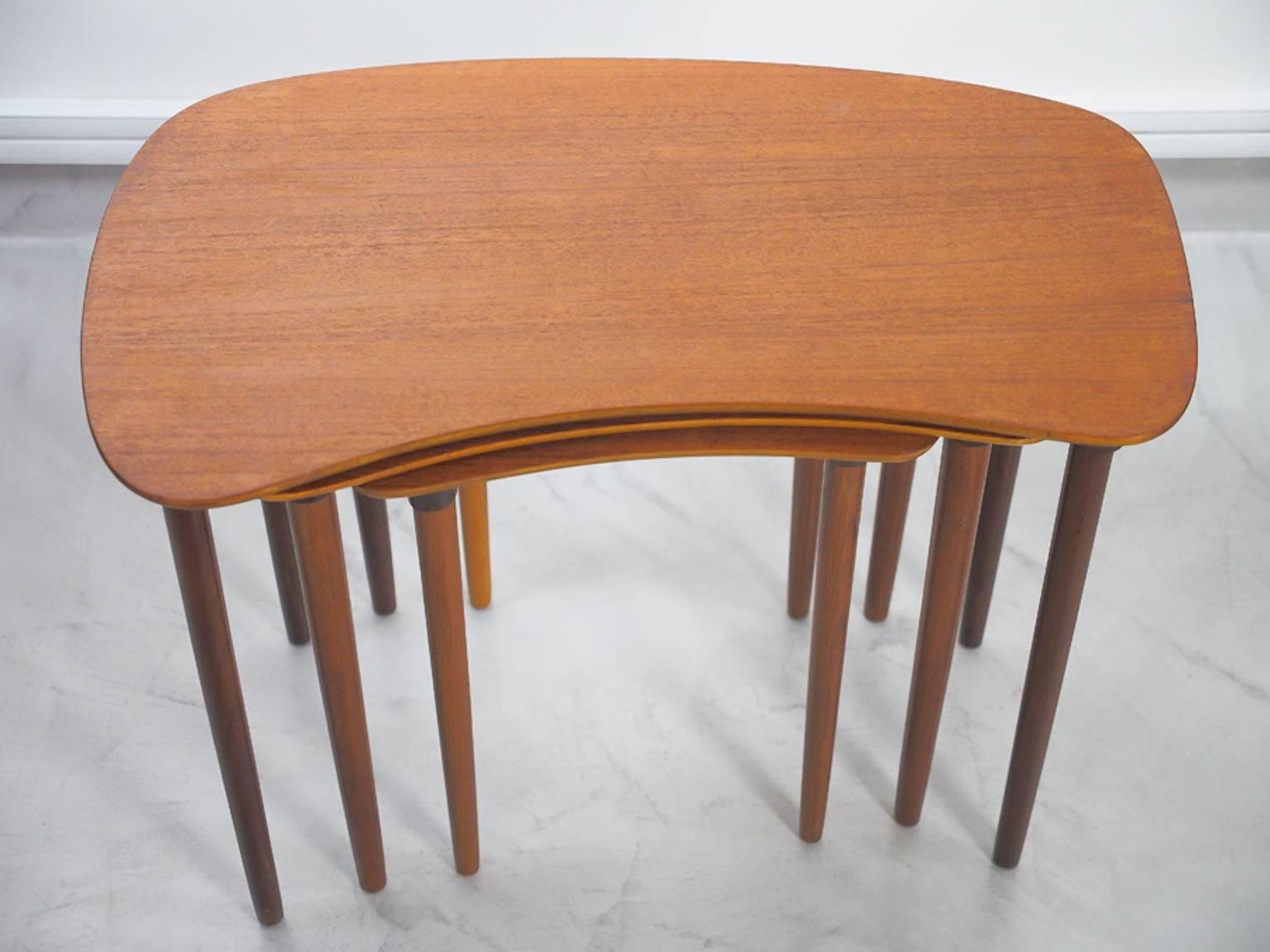 Set of Three Teak Mid-20th Century Curved Nesting Tables at 1stDibs