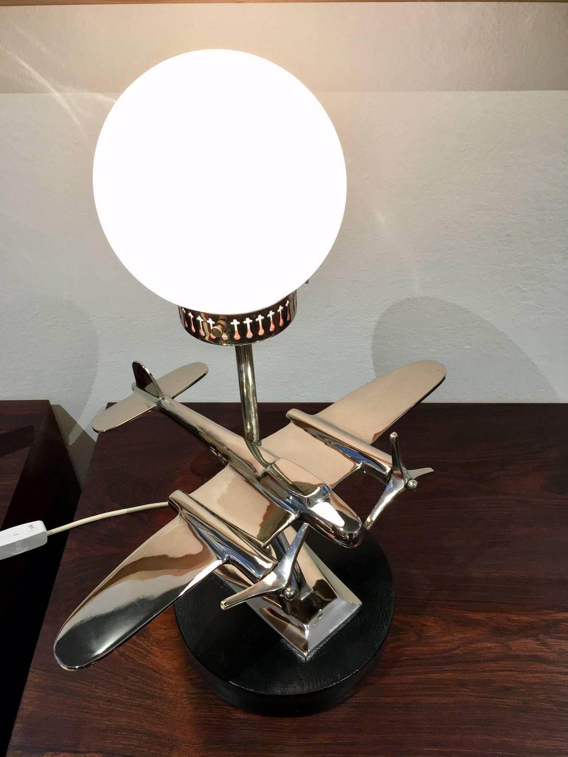 Art Deco Style Aircraft-Shaped Chrome Table Lamp For Sale at 1stdibs