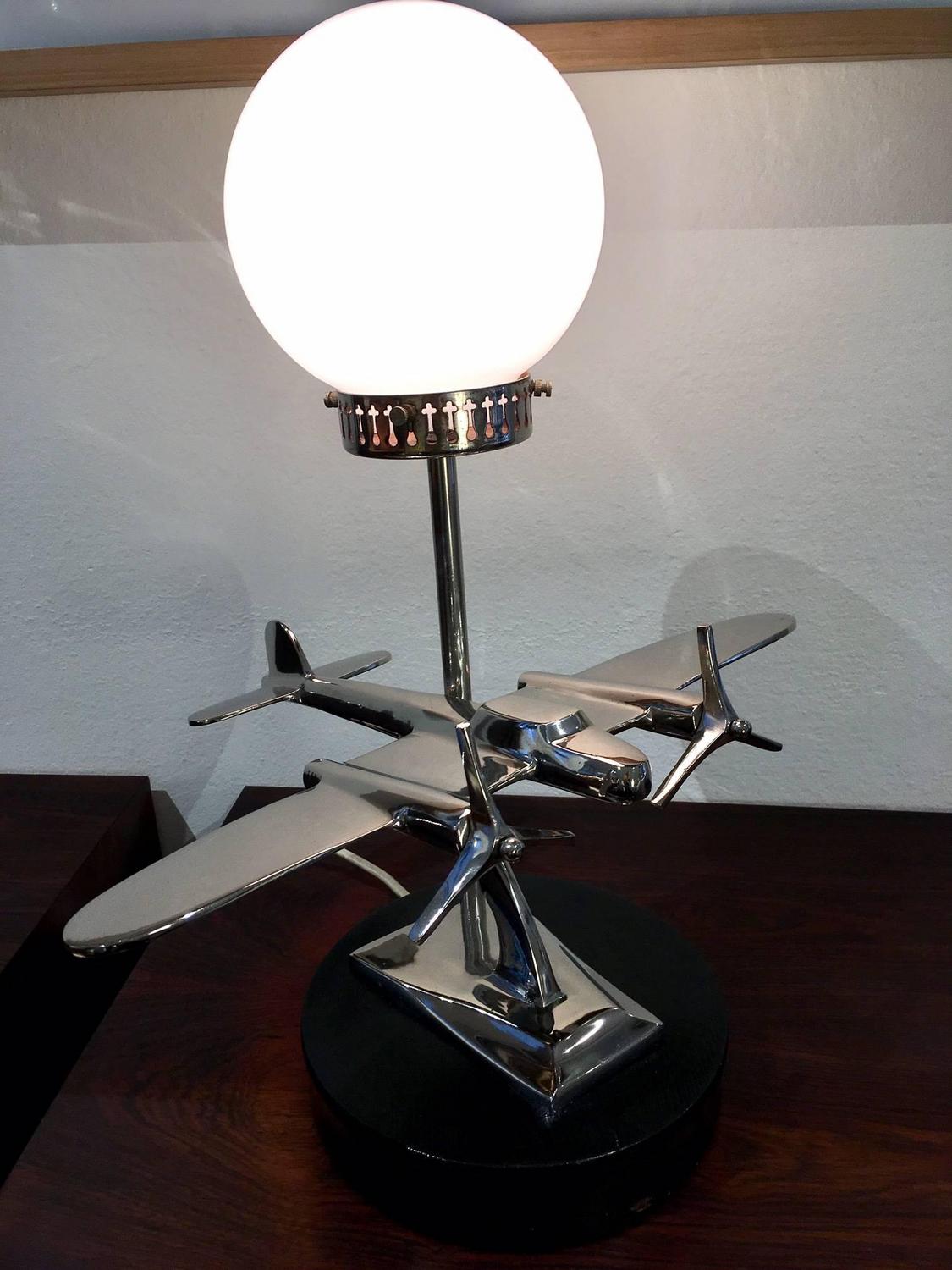 Art Deco Style Aircraft-Shaped Chrome Table Lamp For Sale at 1stdibs