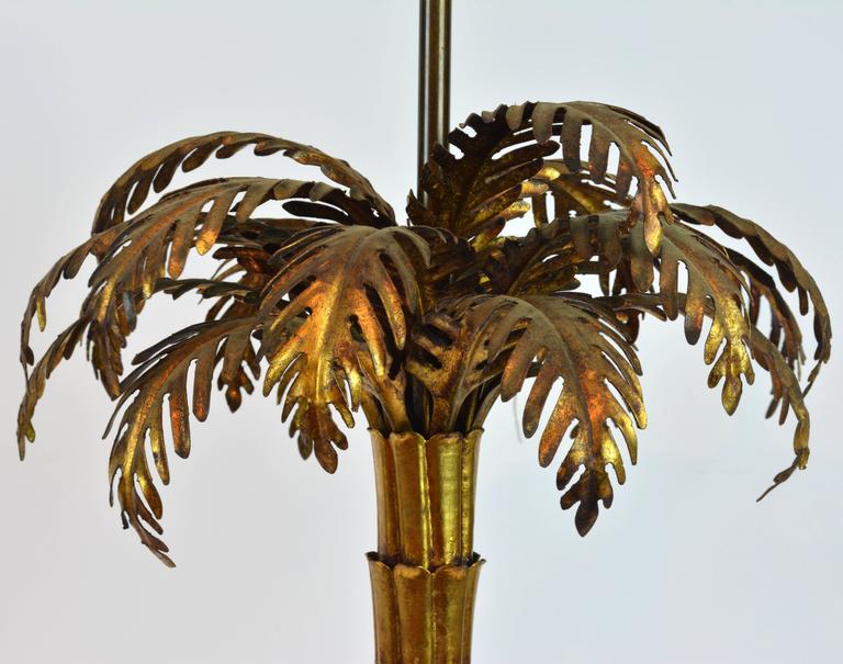 Mid-Century Hollywood Regency Style Gilt Tole Palm Design Table Lamp at ...