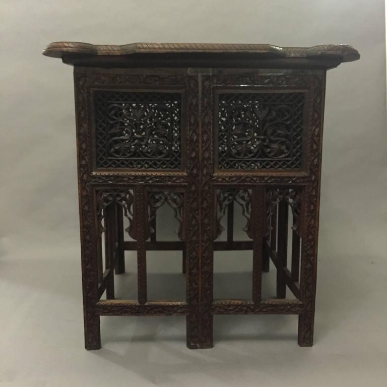 19th Century Indian Wood Table For Sale at 1stDibs