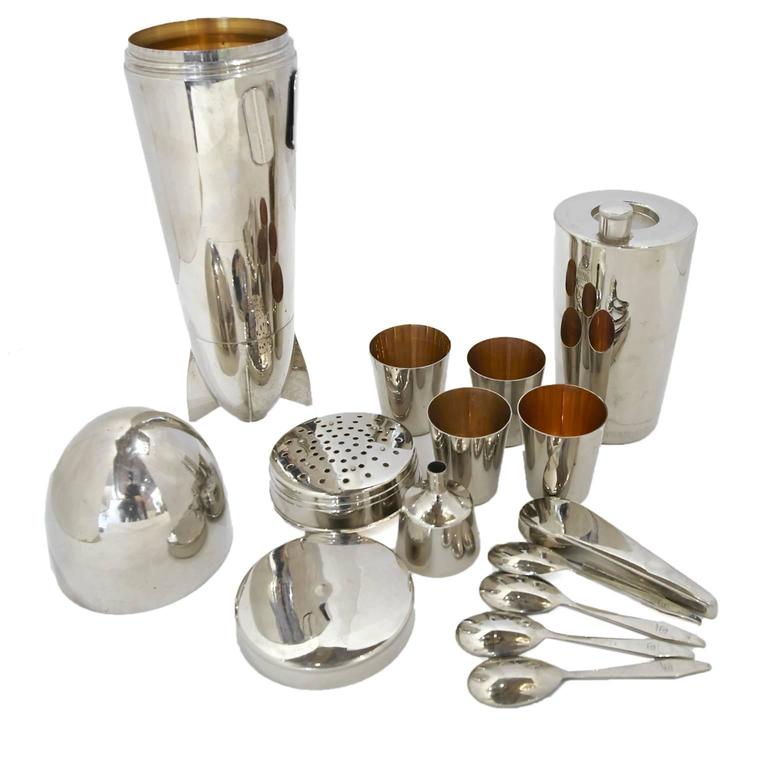 Art Deco, Streamline, Chrome Cocktail Shaker, Made in Germany at 1stDibs