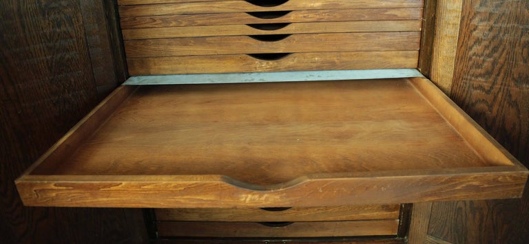 Antique Map Chest or Art Cabinet at 1stDibs | antique map drawer cabinet