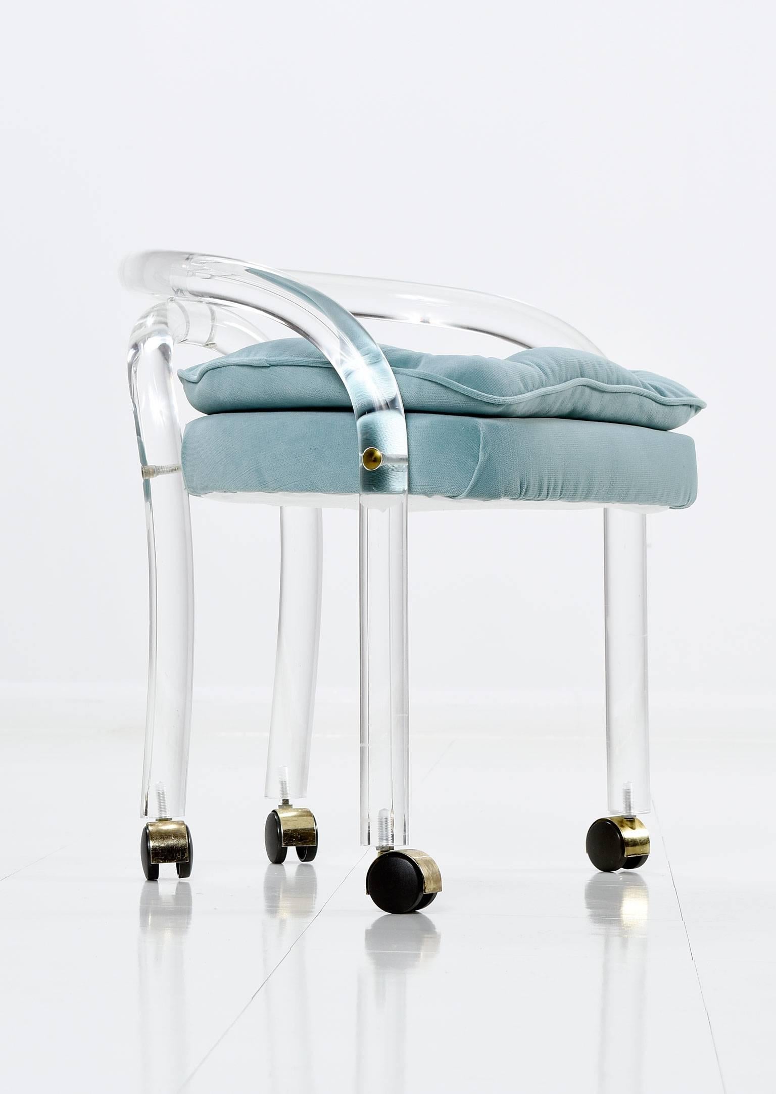 Mid-Century Modern Charles Hollis Jones Style Lucite Chair at 1stDibs