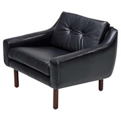 Tail Lounge Chair, Low Back, Semi Matte Black Base For Sale at 1stDibs