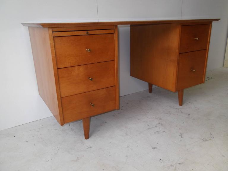 Paul McCobb Desk For Sale at 1stDibs | paul mccobb desk