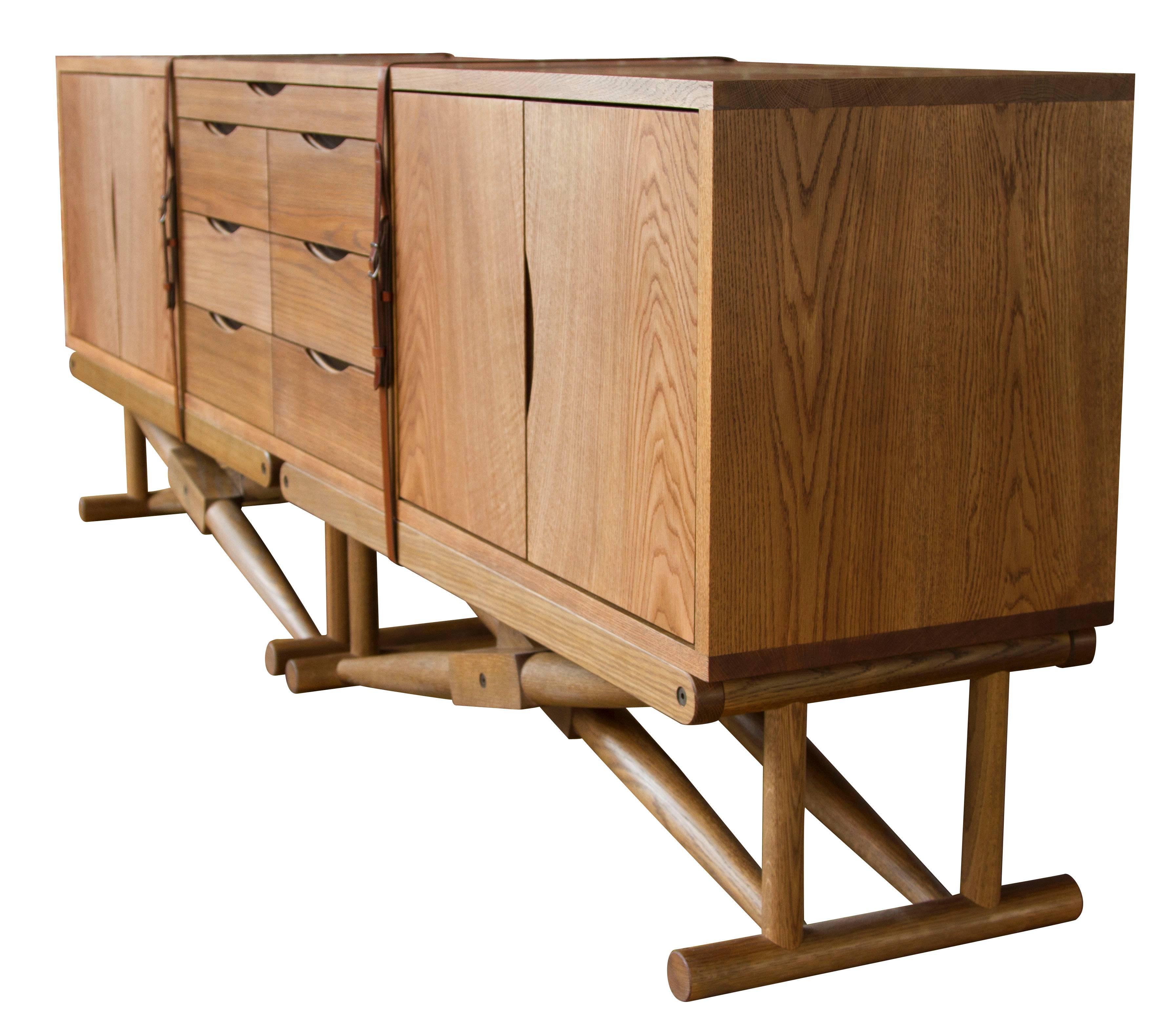 Ingram Console in Fumed White Oak - handcrafted by Richard Wrightman Design For Sale at 1stDibs