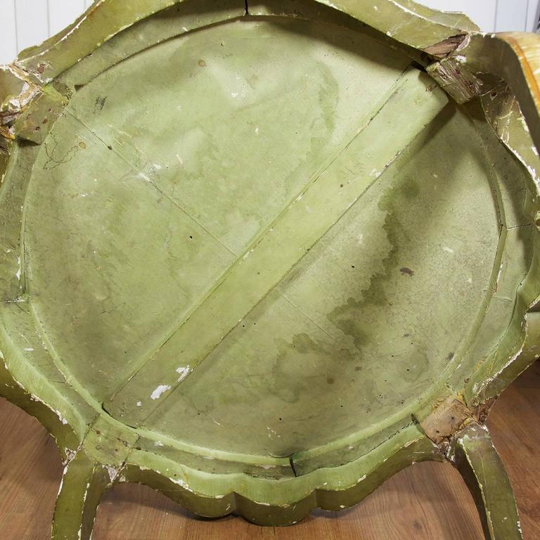 19th Century Round Painted Wood Venetian Table at 1stDibs