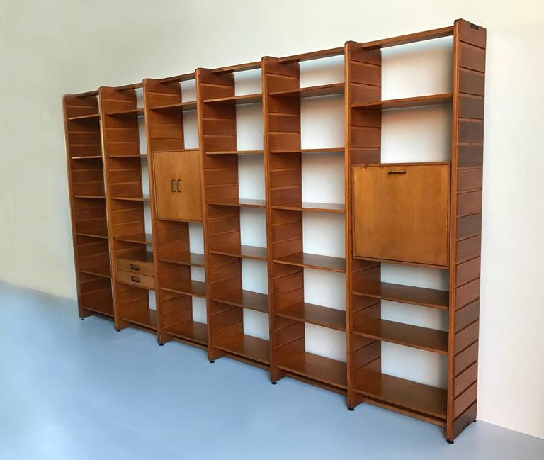Bookcase "540" by Gianfranco Frattini for Bernini, Italy, 1960 at 1stDibs
