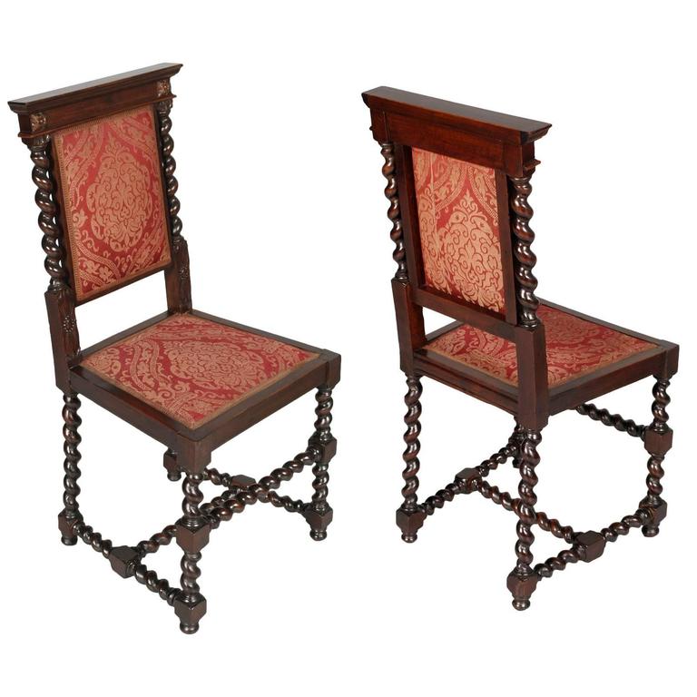 Italian 18th Century Renaissance Vanity, Desk with Two Chairs, Dressing ...