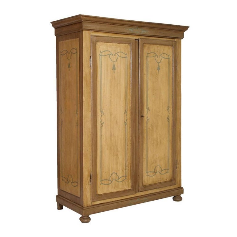 18th C. Venetian rustic Wardrobe with decorations and original exterior ...