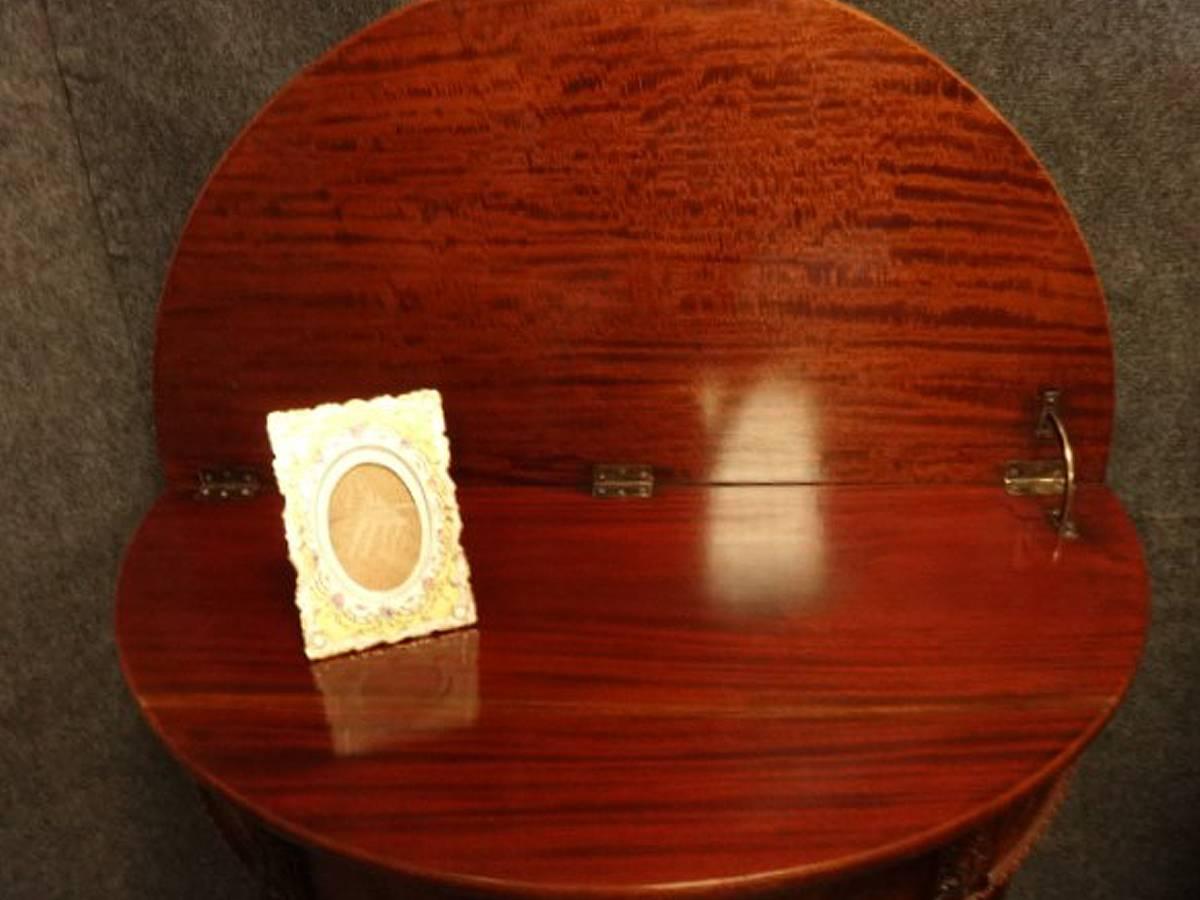 Outstanding Irish Mahogany Console/Buffet Table in the Kentian Style by ...