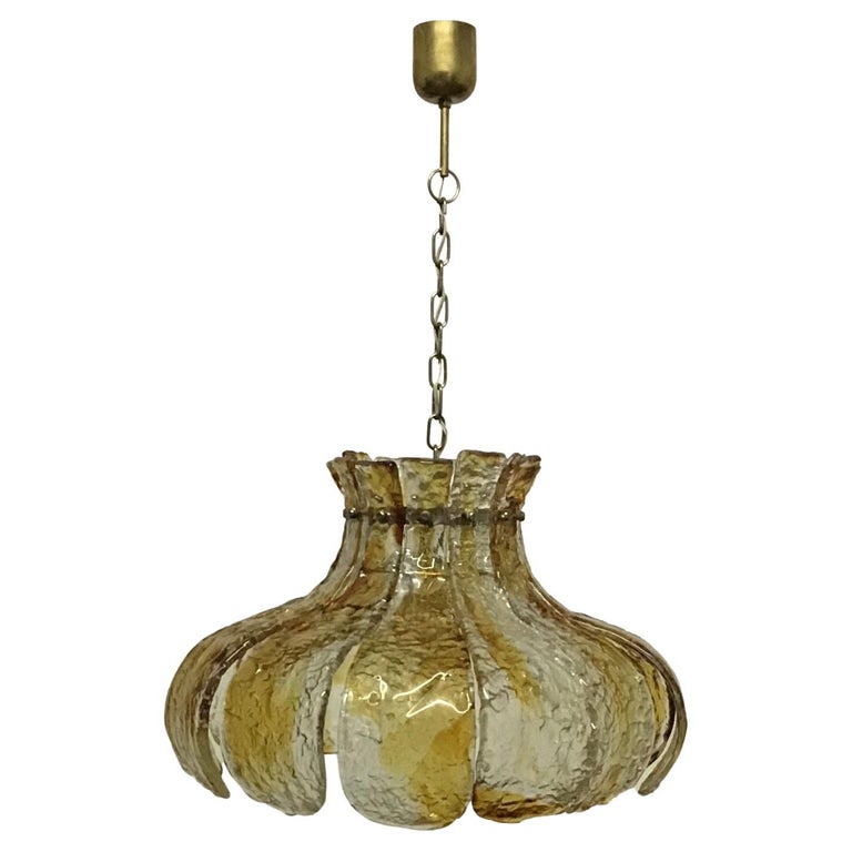 Grand lustre en verre de Murano ambré à fleurs de tulipe de Mazzega ...