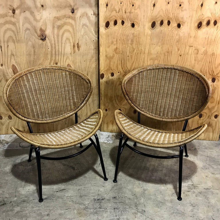 Pair of Midcentury Crescent Shaped Wicker Lounge Chairs, Restored at ...