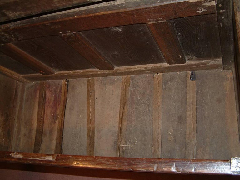 English Elizabethan Period Oak Linen Fold Coffer, circa 1580 For Sale ...