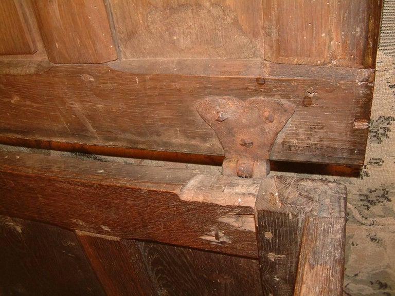 English Elizabethan Period Oak Linen Fold Coffer, circa 1580 For Sale ...