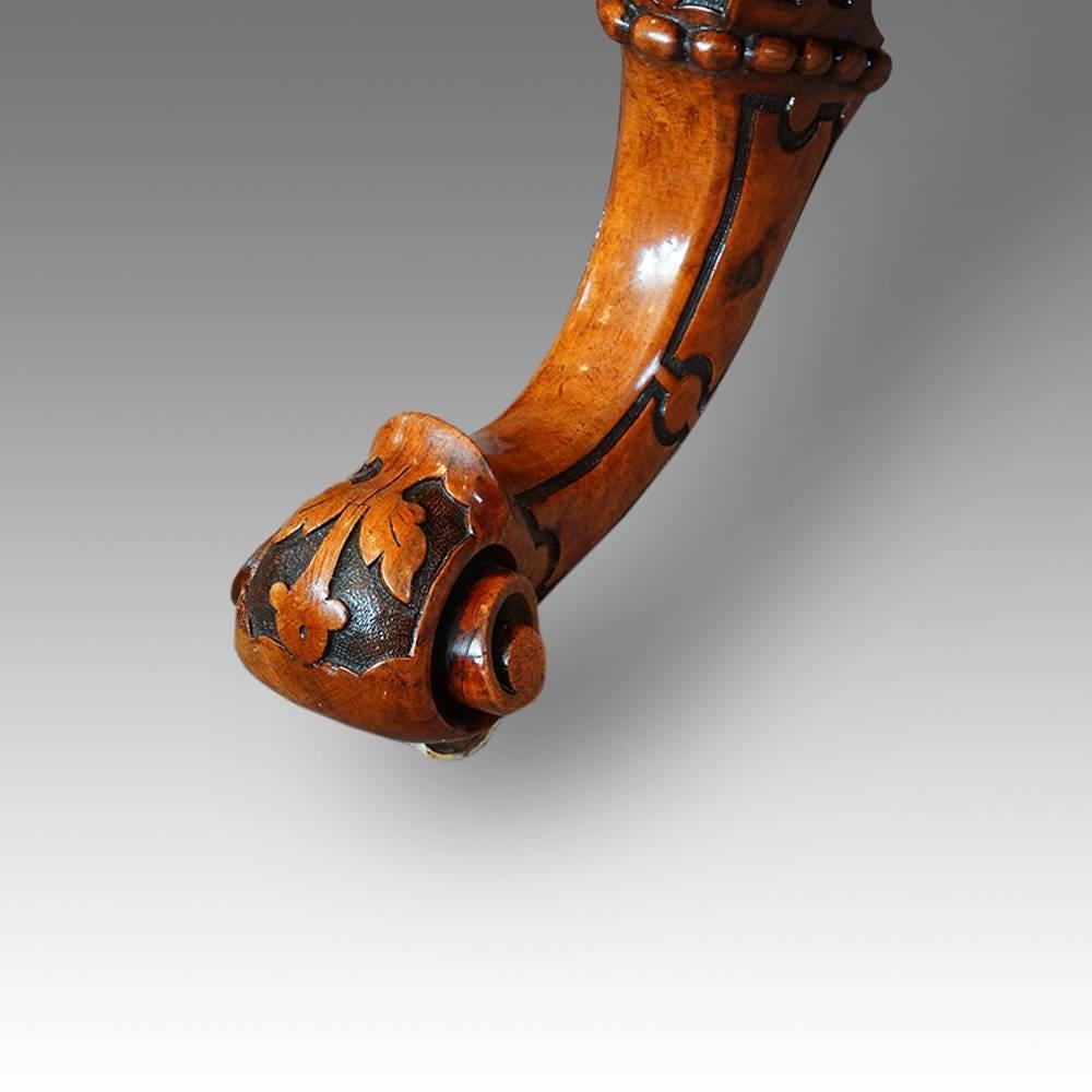 Victorian Inlaid Walnut Oval Dining Table at 1stDibs