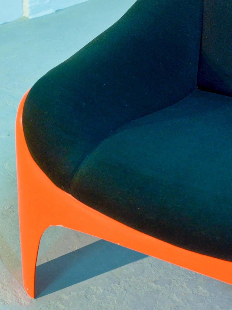Iconic Italian Fiberglass Lounge Chair by Sergio Mazza for Artemide ...