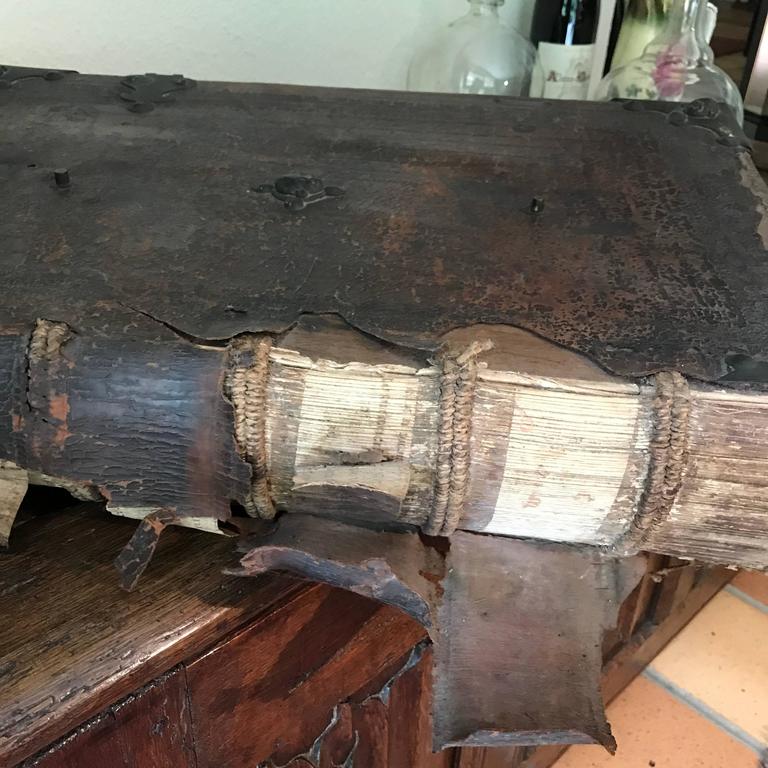 Valuable "Romanum Missale" Missal from Printed in 1633 outside to ...