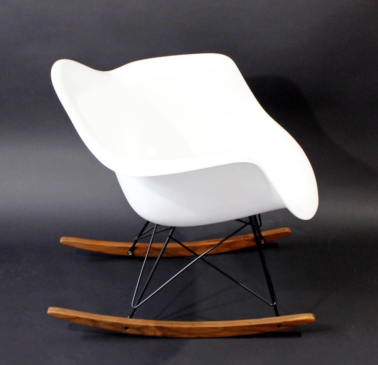 Mid-Century Modern Vintage Eames Herman Miller Shell Rocker Rocking ...