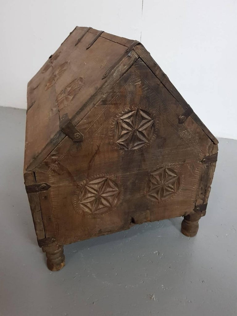 17th Century Style Franco-Flemish Spice or Salt Box at 1stDibs