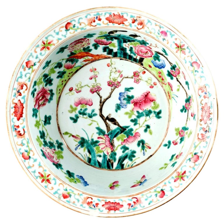 19th Century Chinese Famille Rose Enamelled Porcelain Basin, Qing ...