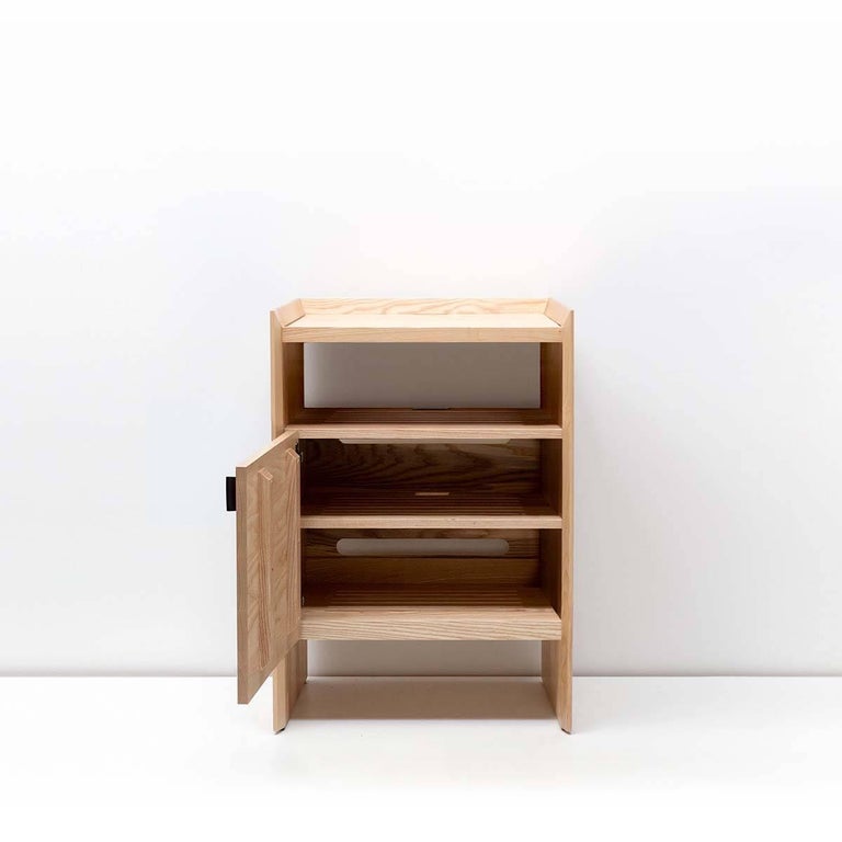 24" Unison Vinyl Record Storage Stand in Natural Walnut For Sale at ...