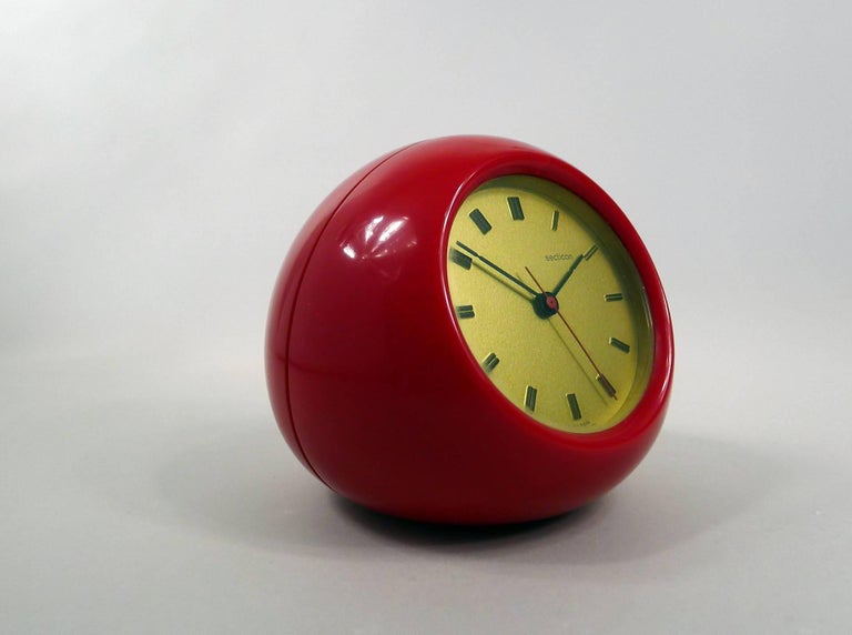 Red Table Clock "Secticon" by Angelo Mangiarotti for Secticon at ...