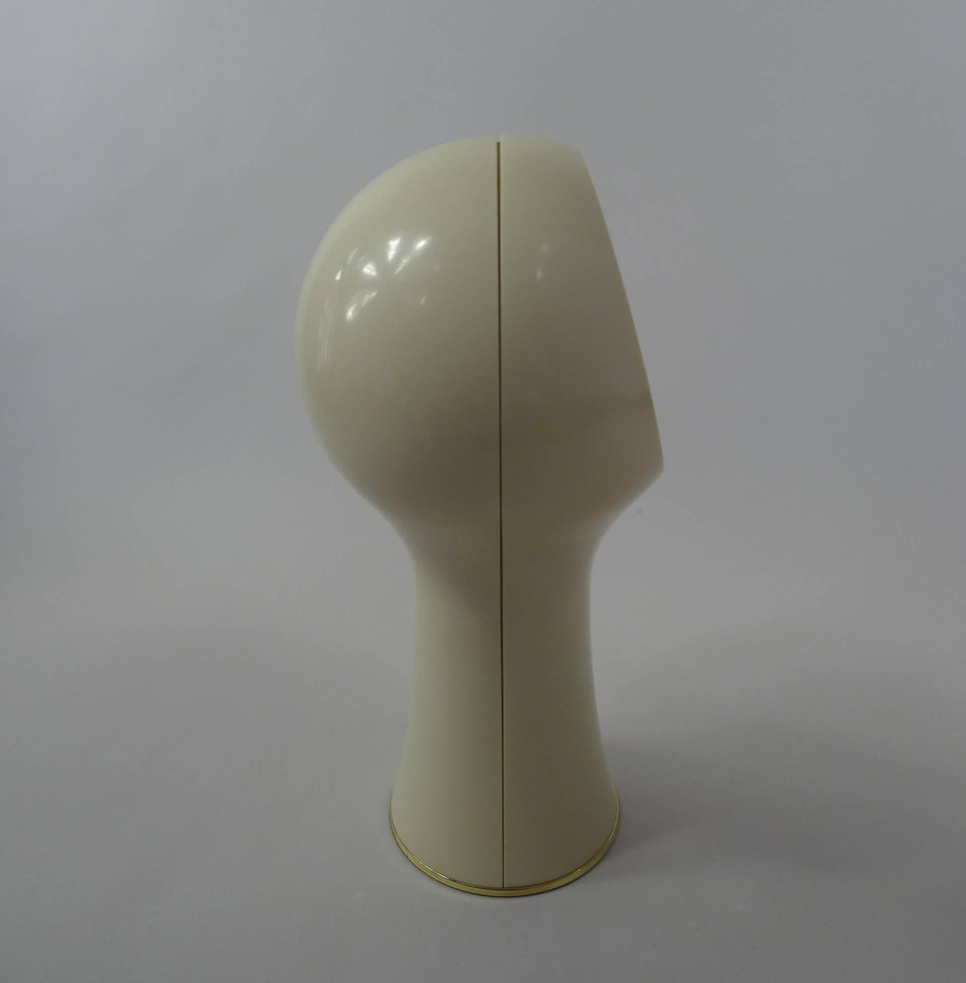 White Table Clock "Secticon" by Angelo Mangiarotti for Secticon For ...
