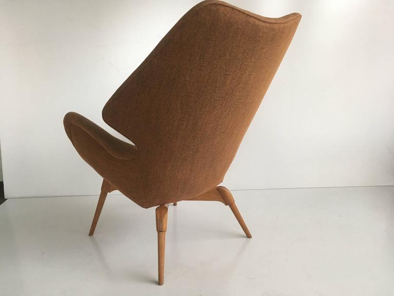 Grant Featherston B230 Contour Chair For Sale at 1stDibs