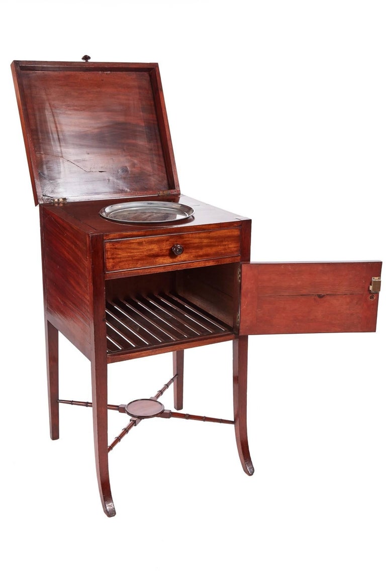 Unusual Georgian Mahogany Washstand at 1stDibs
