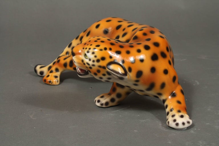 Porcelain Sculpture of a Cheetah, Italy For Sale at 1stDibs