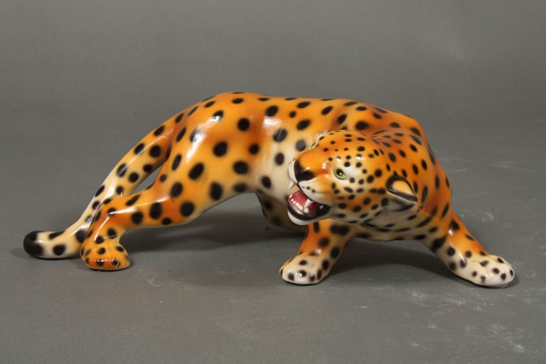 Porcelain Sculpture of a Cheetah, Italy For Sale at 1stDibs