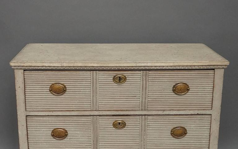 Unusual Reeded Chest of Drawers at 1stDibs