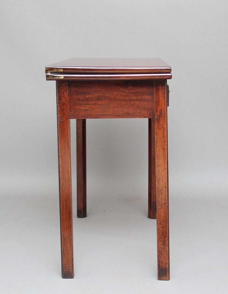 18th Century Mahogany Tea Table at 1stDibs