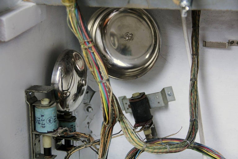 Williams Magic City, Vintage Pinball Machine 1967, High-End Restored at ...