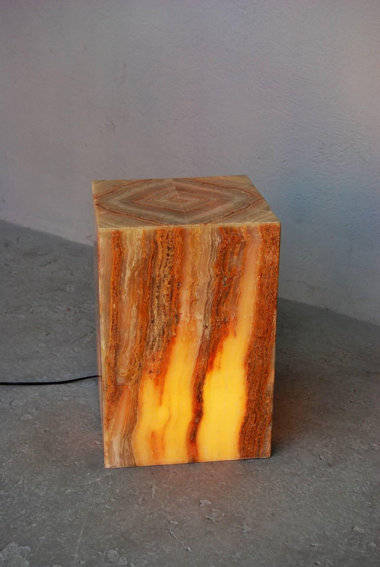 Pair of Mid-Century Modern Onyx Cube Lights For Sale at 1stDibs