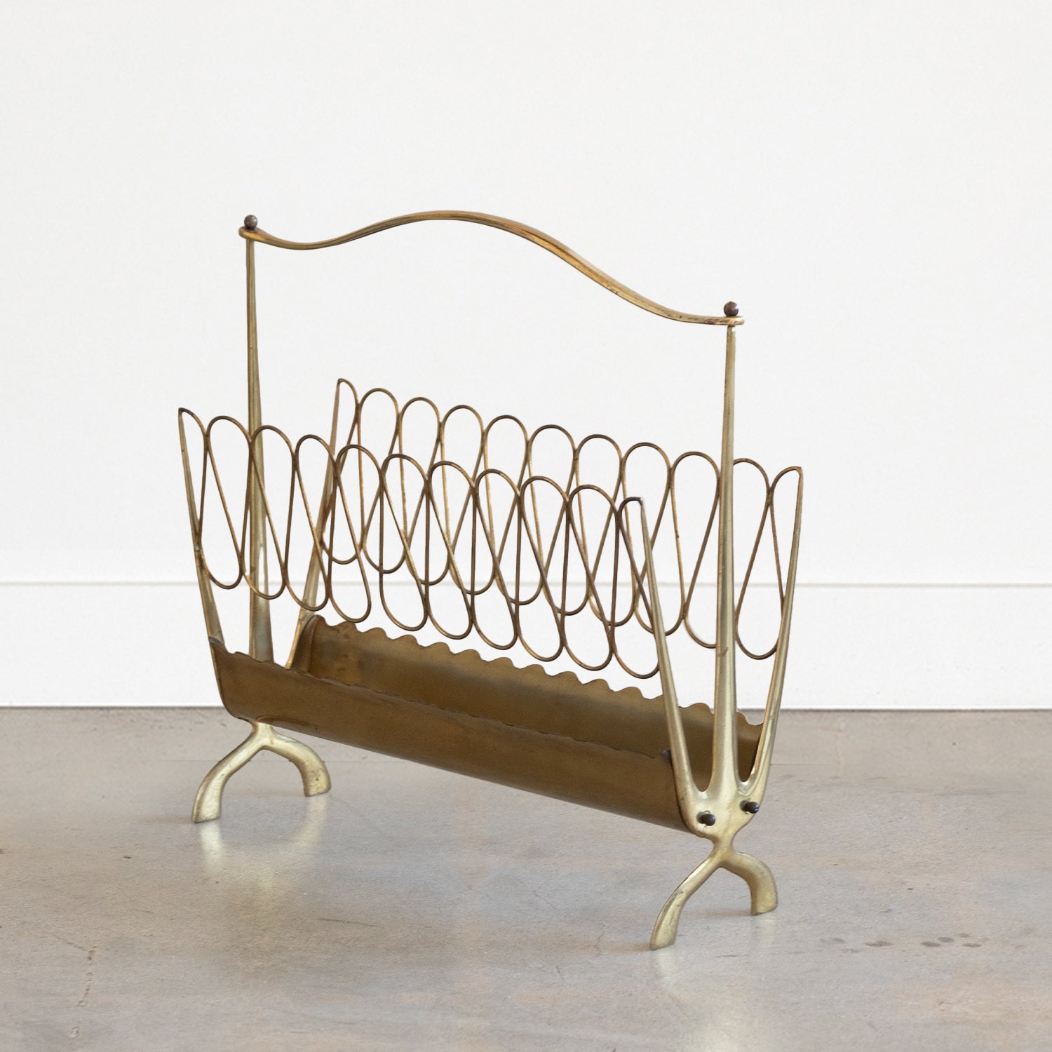 Italian Brass Magazine Rack 1970's For Sale at 1stDibs