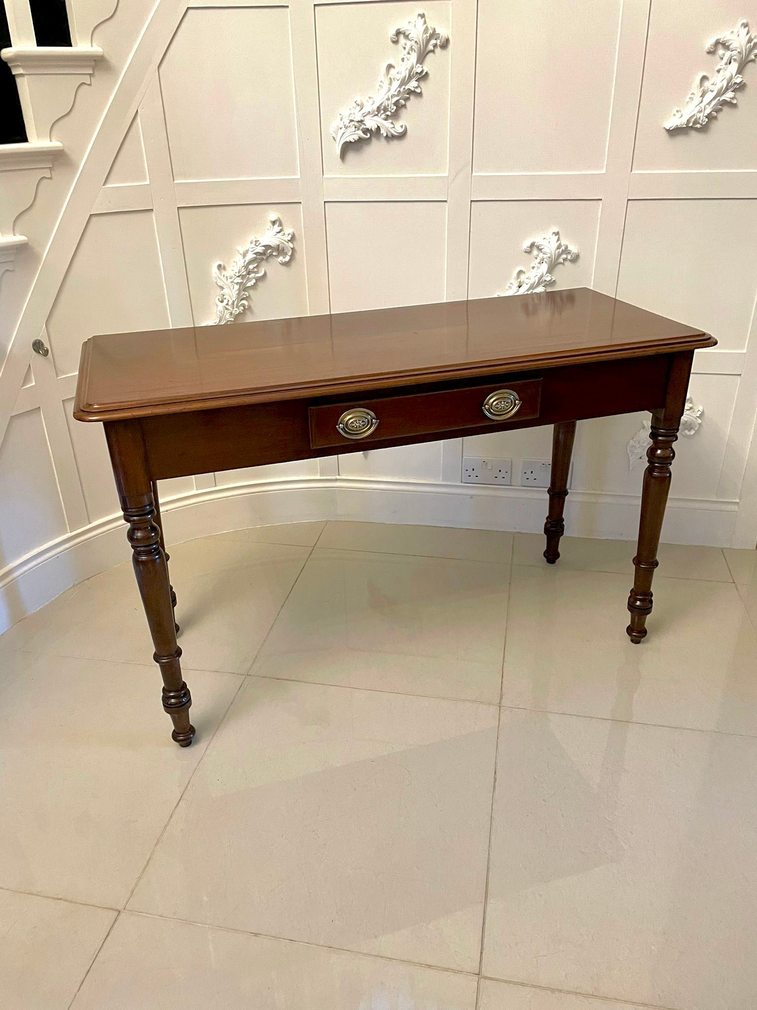 Victorian Mahogany Side Table For Sale at 1stDibs