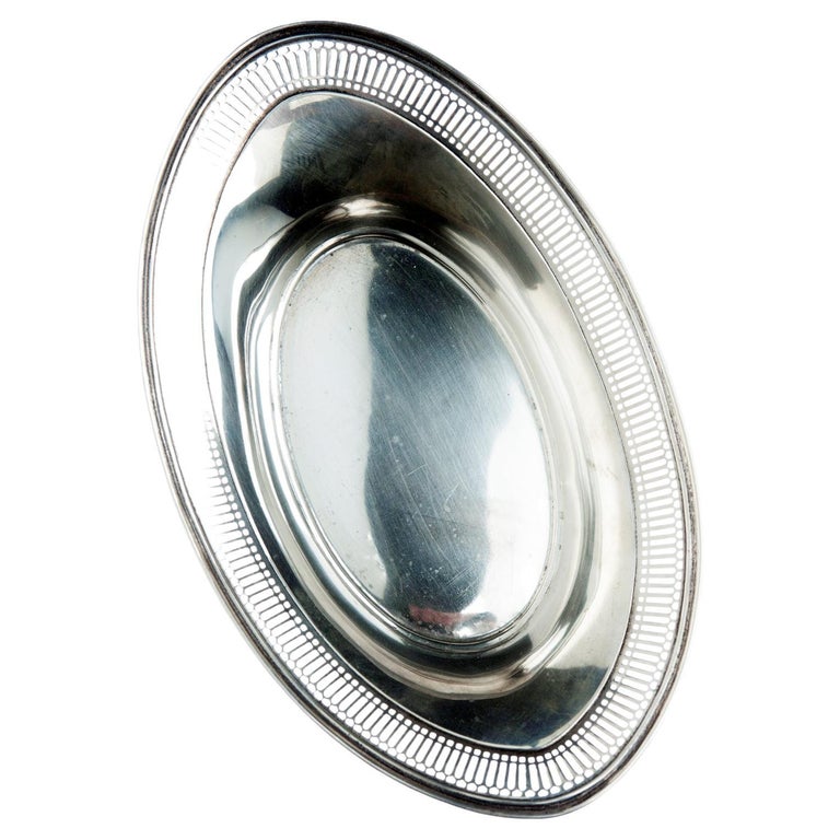 Sterling Silver Bread Basket For Sale at 1stDibs