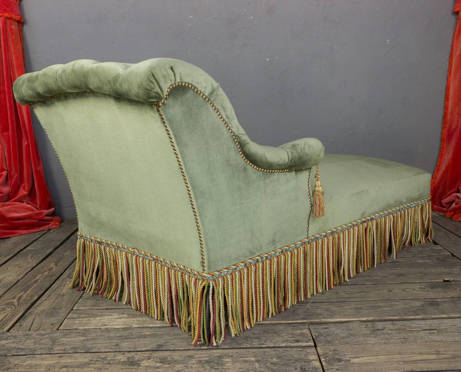 Elegant French Chaise Longue in Green Velvet at 1stdibs