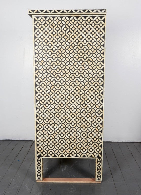 Indian Black and White Bone Inlay Chest of Drawers For Sale at 1stDibs
