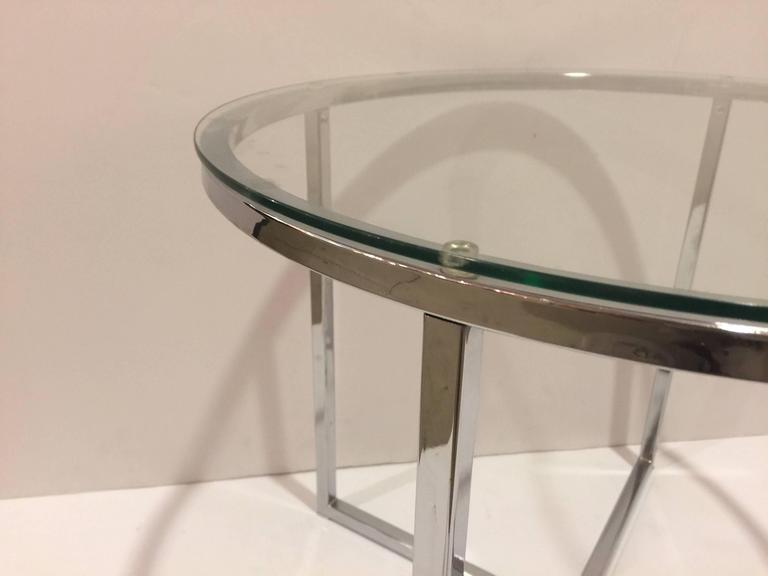 1970s Chrome and Glass Round End Table attributed to Milo Baughman For ...