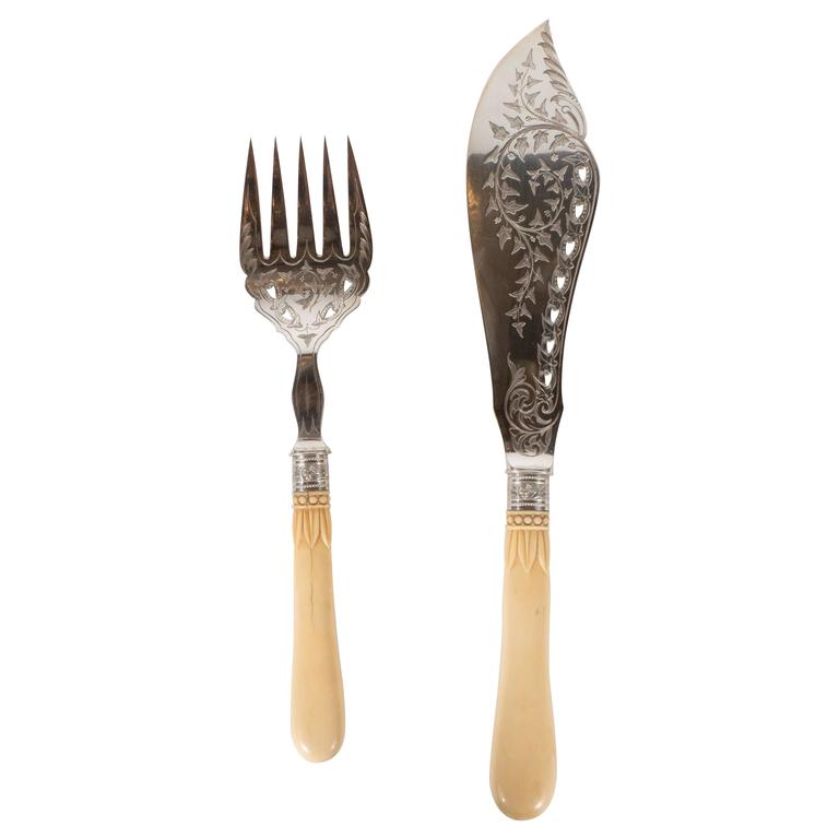 Silver Plate Victorian Fish Set With Bone Handles and Chased Foliate ...