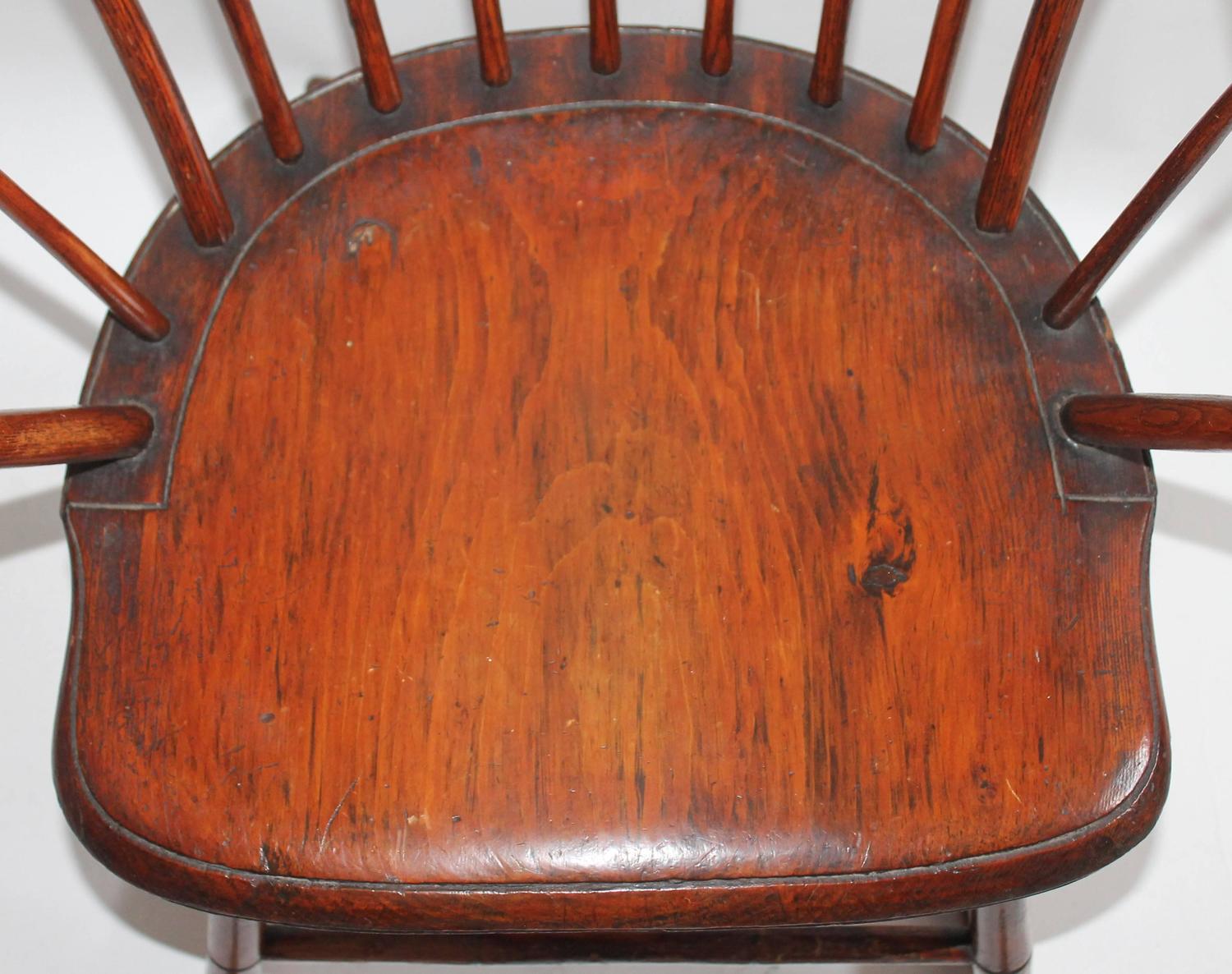 18th Century Extended Arm Windsor Rocking Chair For Sale at 1stdibs