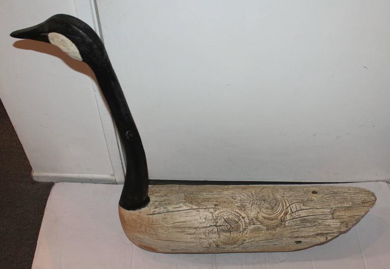1930s Hand-Carved and Painted Goose Decoy from Diamond, Missouri at 1stDibs